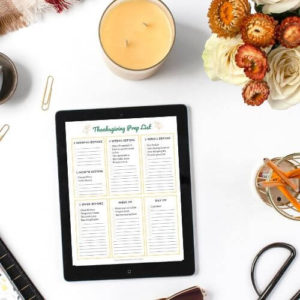 How To Easily Plan an Awesome Thanksgiving Dinner + Free Prep List